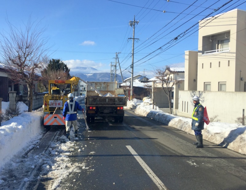 今年度も参りました除雪当番の季節 - ALOHA100-新築デザイン住宅