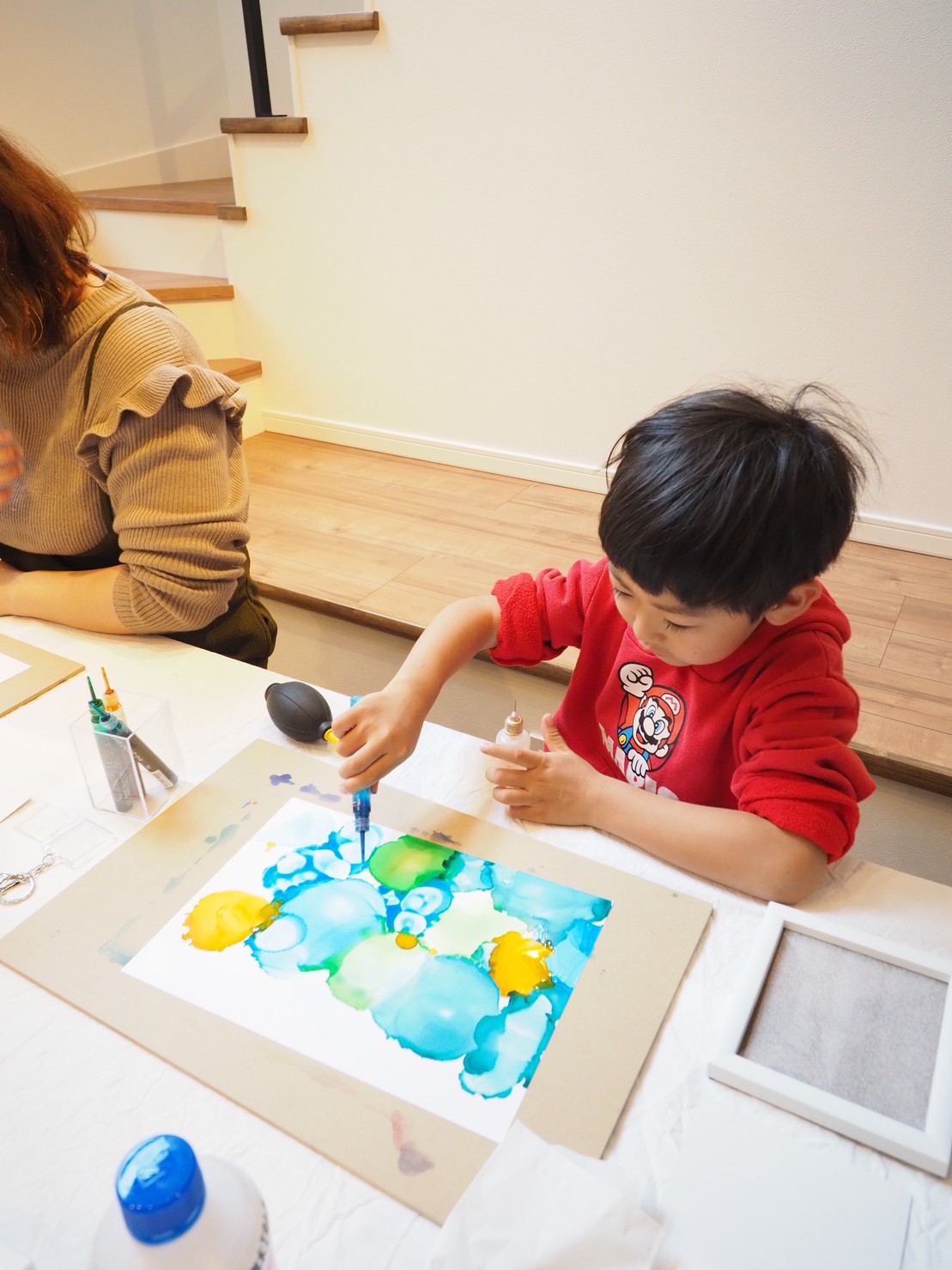 photos- アルコールインクアート｜ワークショップ - ALOHA100-新築デザイン住宅