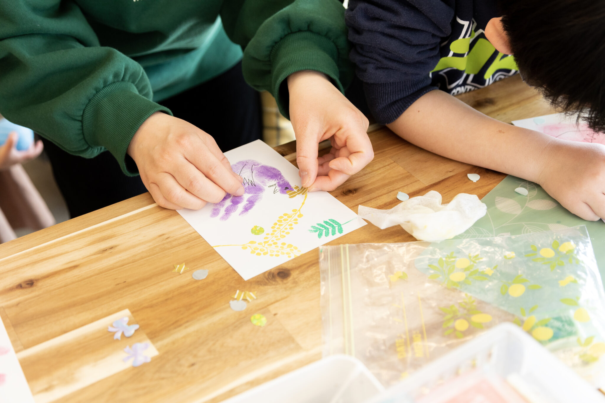 photos- 手形・足形アートワークショップ - ALOHA100-新築デザイン住宅