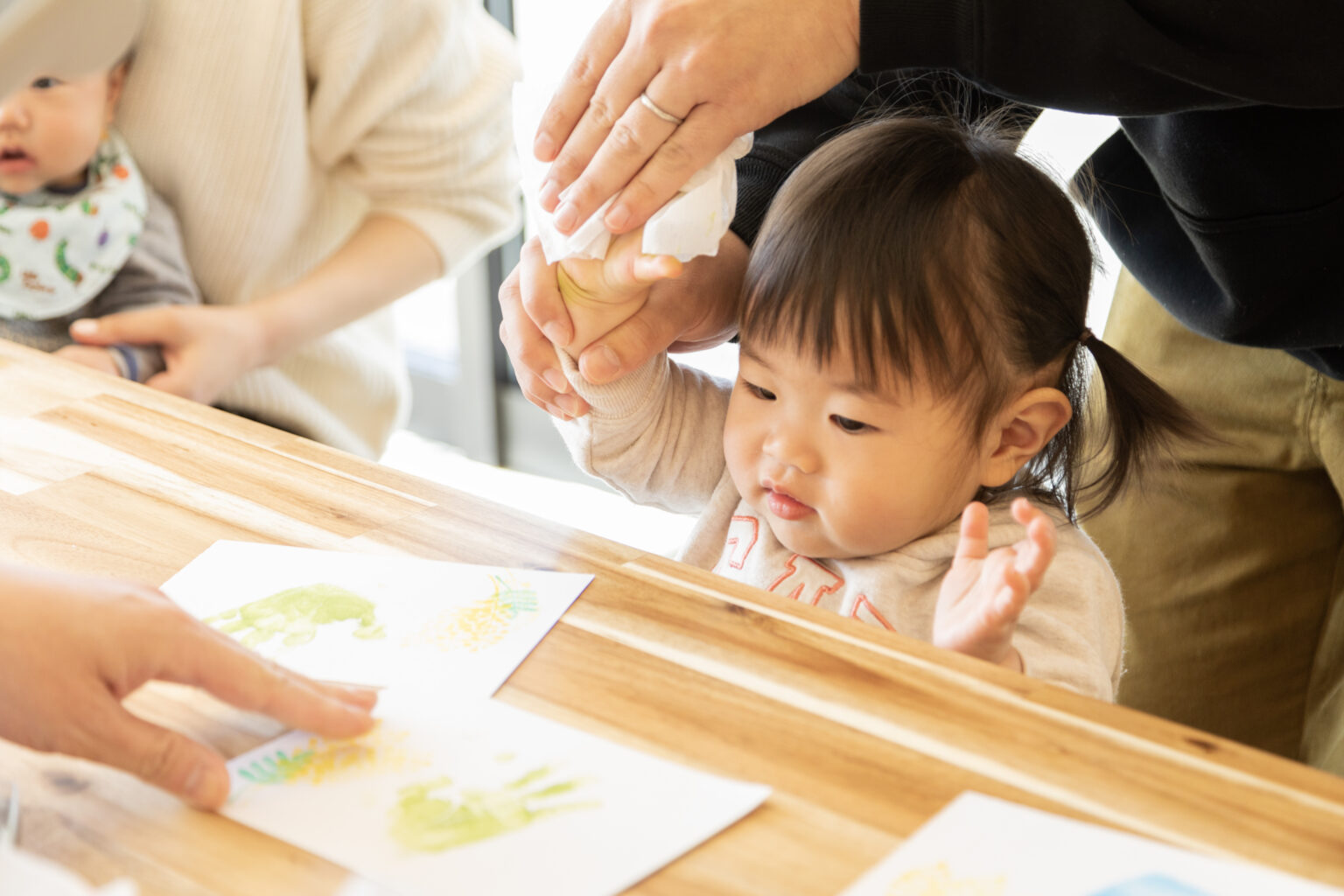 photos- 手形・足形アートワークショップ - ALOHA100-新築デザイン住宅