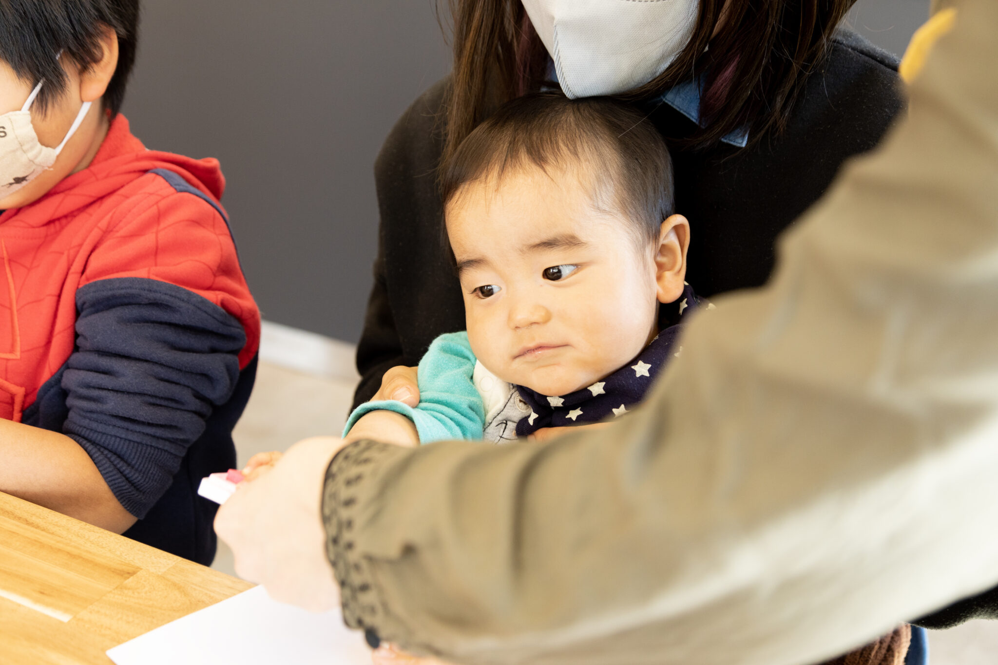 photos- 手形・足形アートワークショップ - ALOHA100-新築デザイン住宅