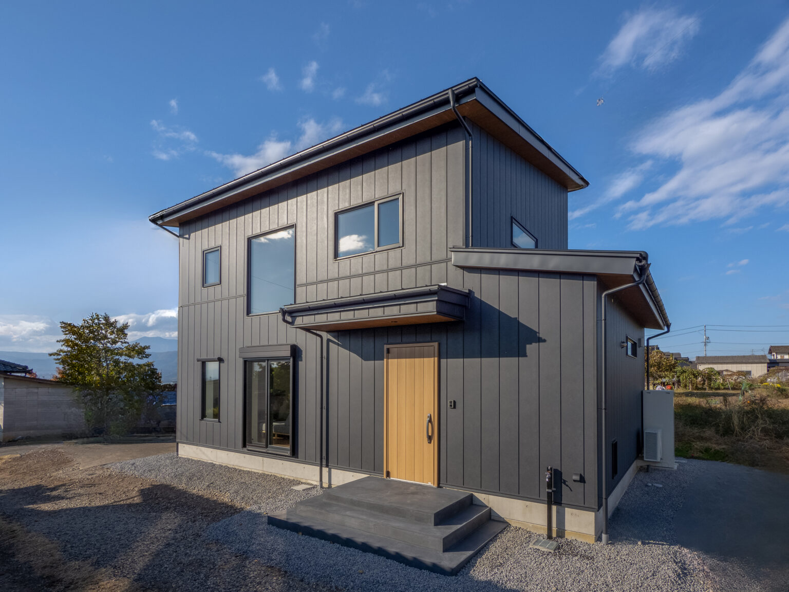 施工事例 Y様邸 - ALOHA100-新築デザイン住宅