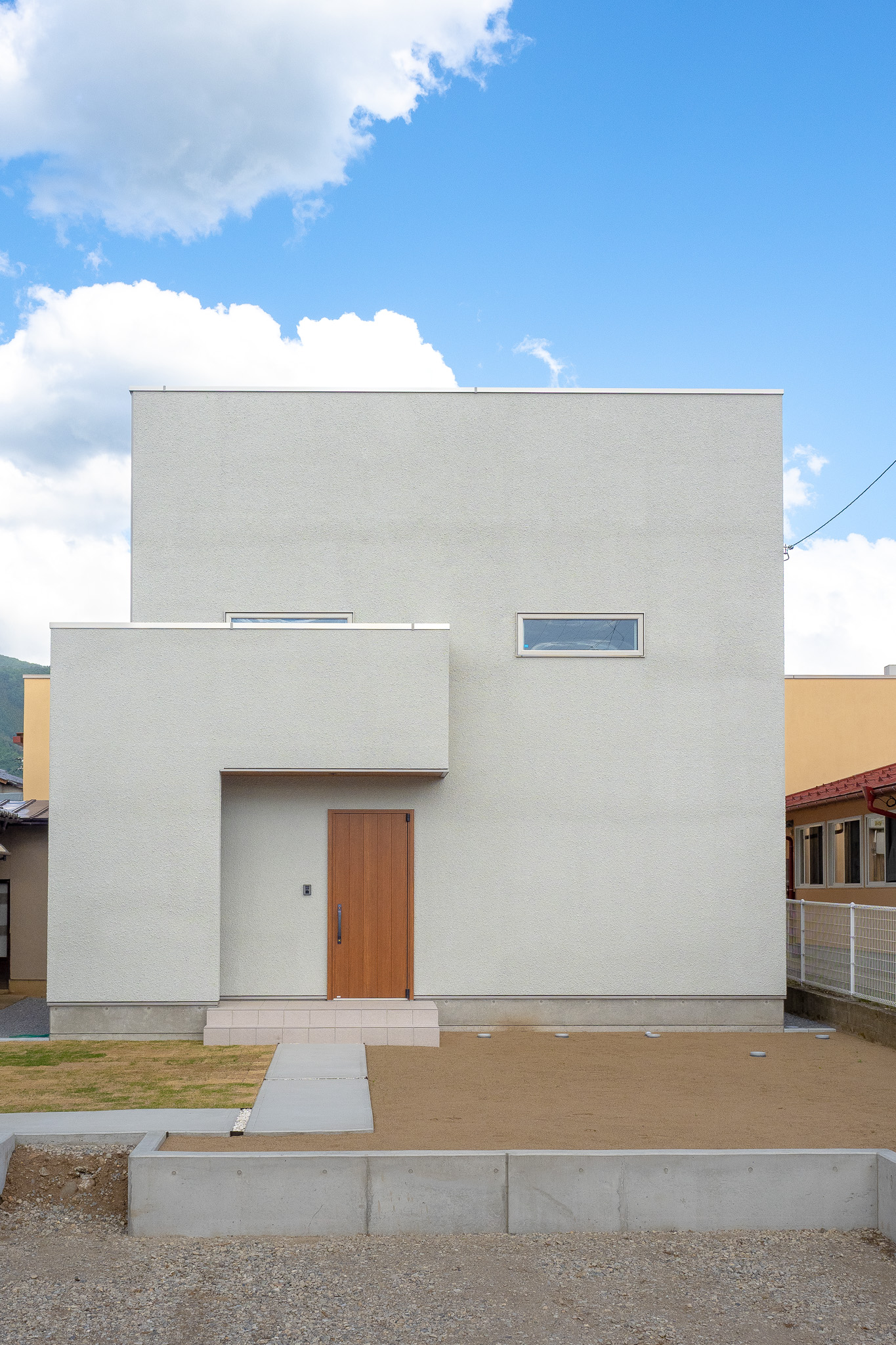 須坂 新築住宅 外壁塗り壁がきれいなN様邸のお引渡し - ALOHA100-新築デザイン住宅