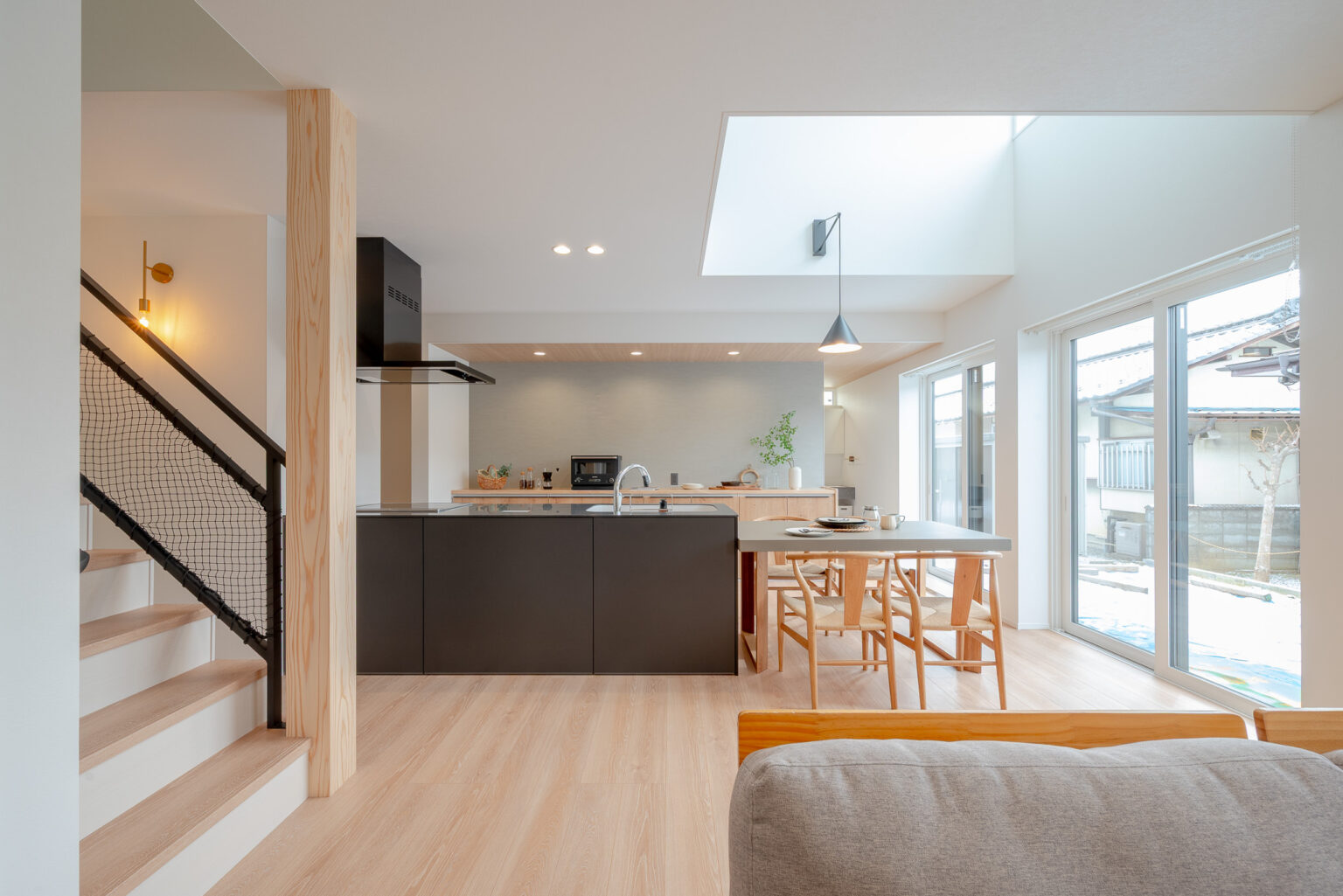 施工事例 M様邸 - ALOHA100-新築デザイン住宅